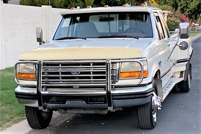 Pick of the Day: 1995 Ford F-350 Dually for your heavy hauling