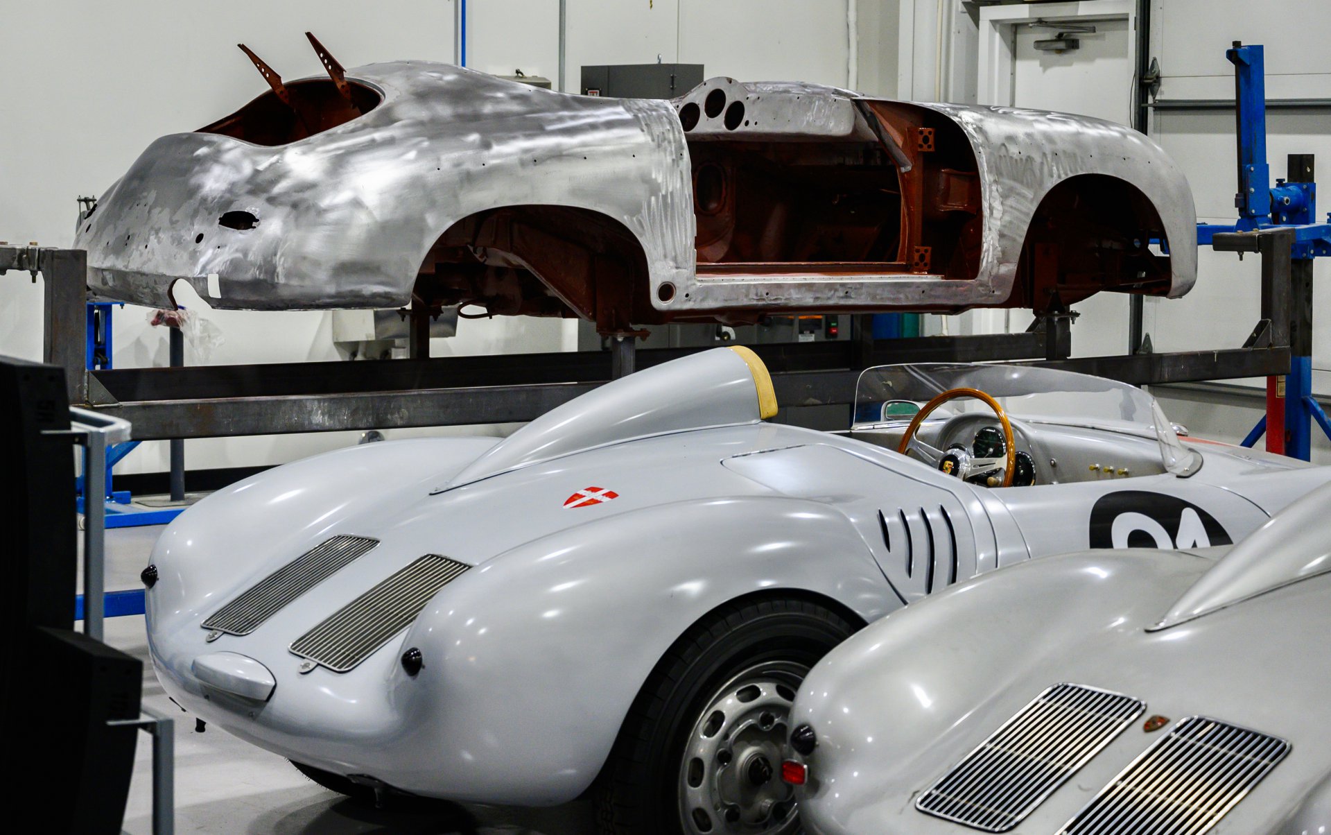 How to decide where to take your car for restoration