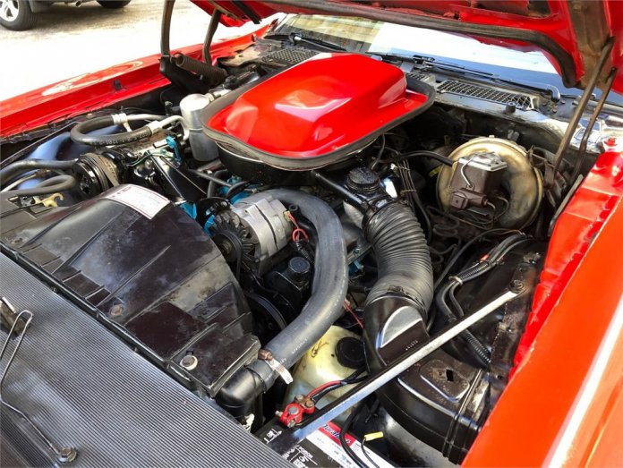 AutoHunter Spotlight: 1977 Pontiac Trans Am 4-speed