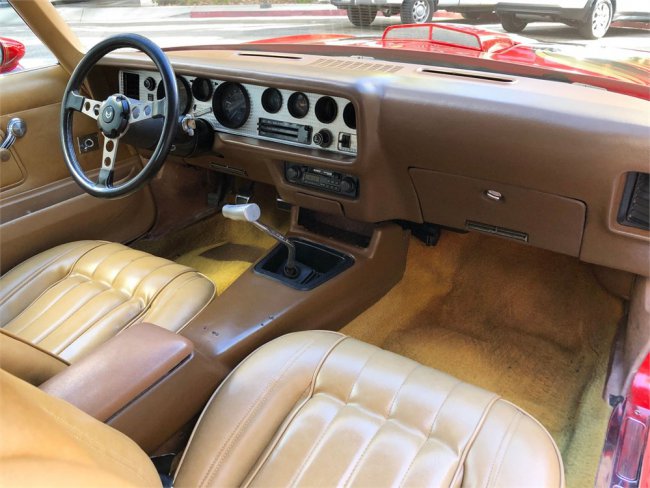 AutoHunter Spotlight: 1977 Pontiac Trans Am 4-speed