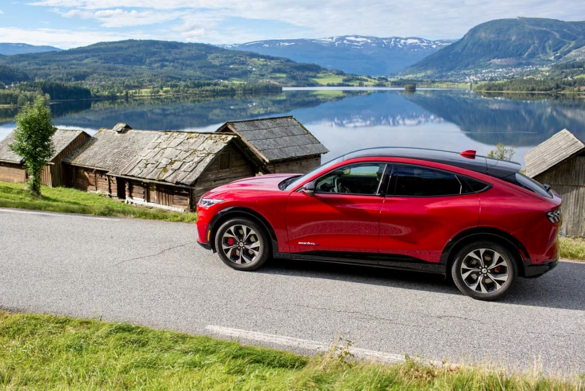 Ford announce plan for going all-electric in Europe by 2030