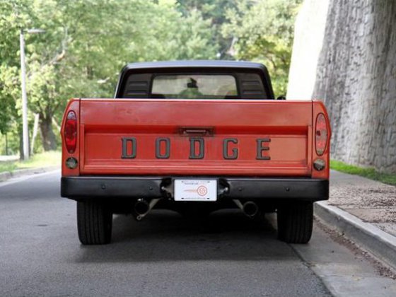 Pick of the Day: ’67 Dodge D100 pickup, thoroughly redone