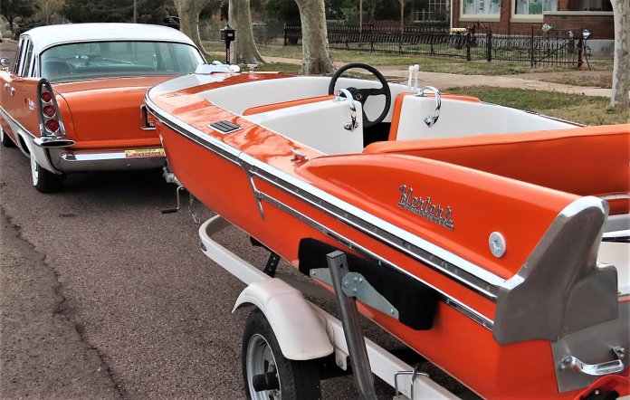 Pick of the Day: 1957 DeSoto Fireflite sedan with matching boat in tow