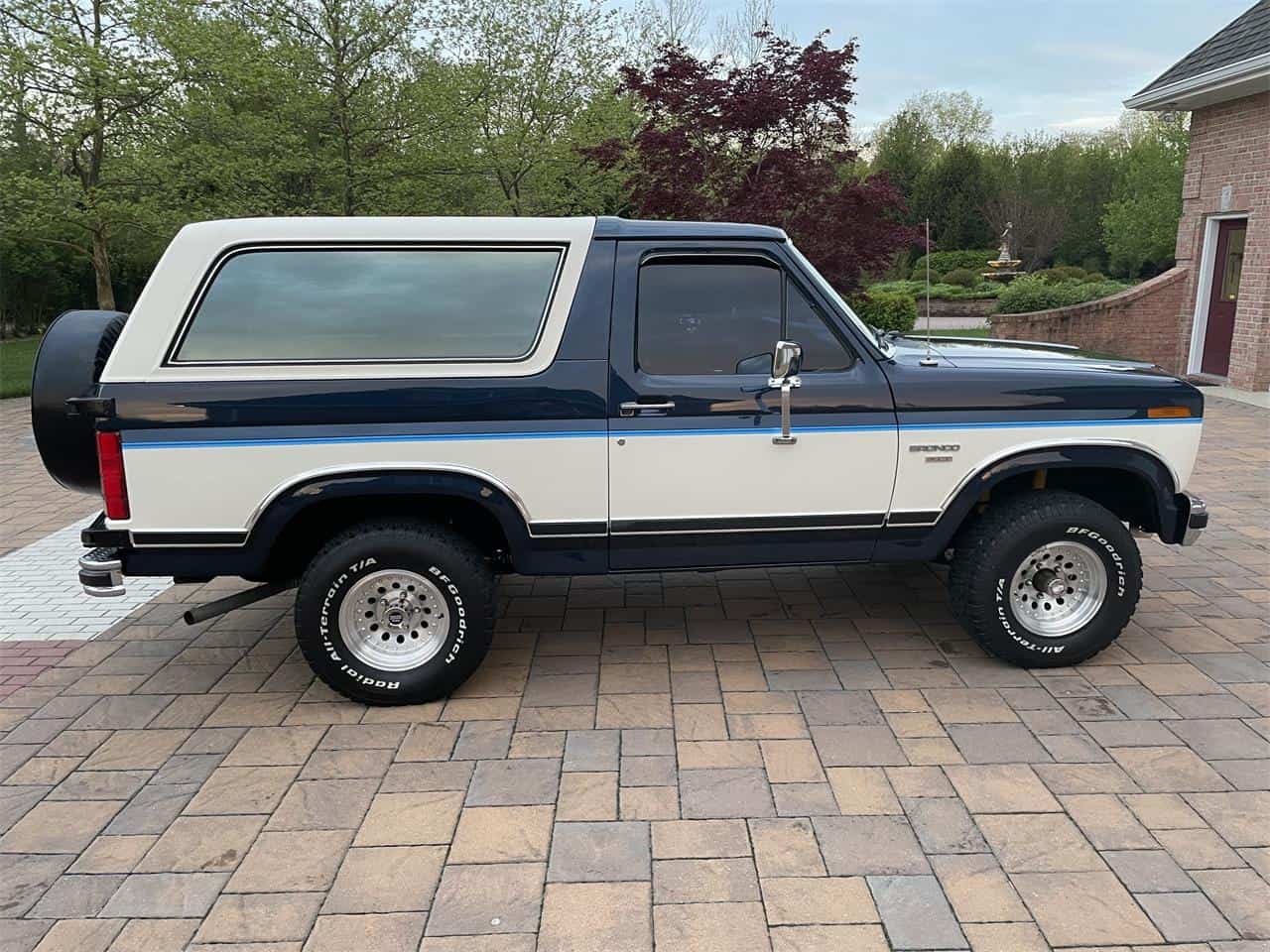 Pick of the Day: 1985 Ford Bronco XLT | ClassicCars.com Journal