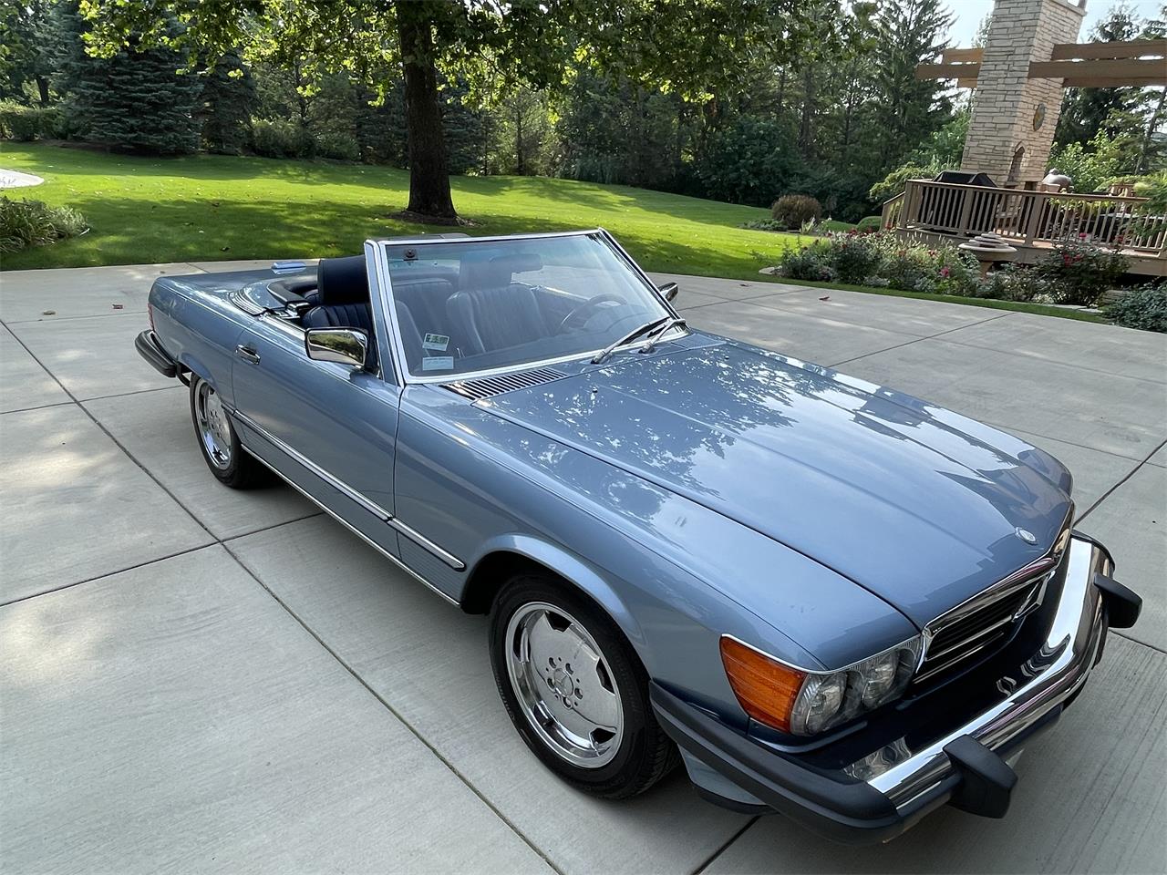Pick of the Day: 1988 Mercedes-Benz 560SL | ClassicCars.com Journal