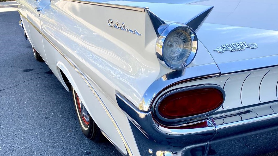 35904692-1959-pontiac-catalina-std | ClassicCars.com Journal