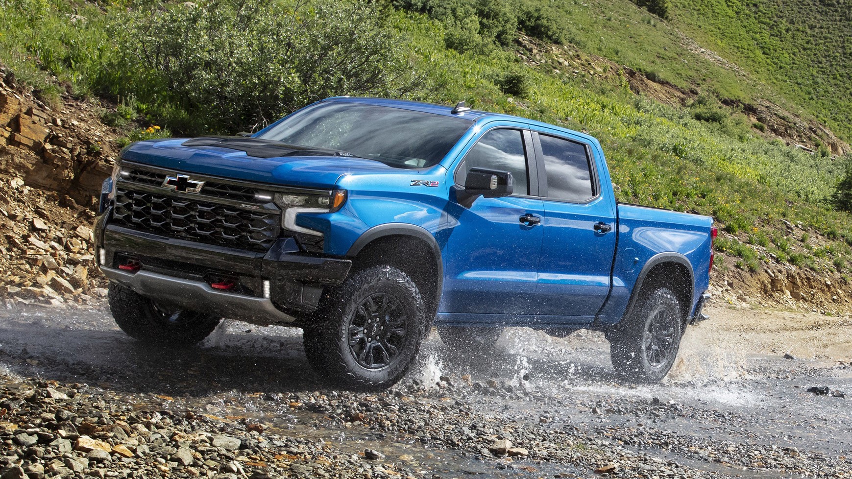 2024 Chevy Silverado 1500 adds diesel power to ZR2 off-roader ...