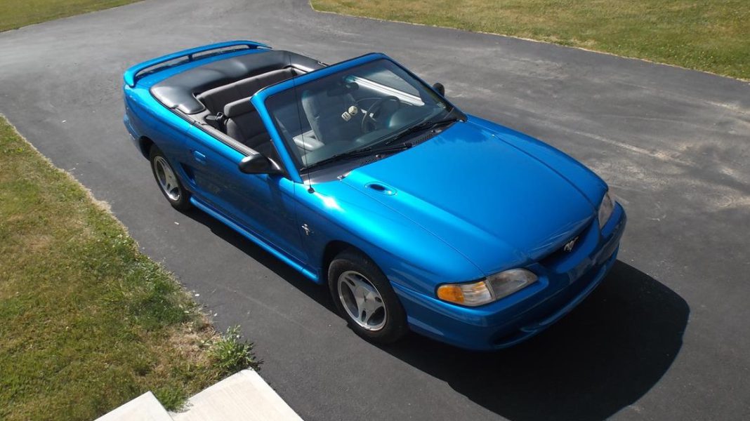 Pick of the Day: 6k-Mile 1998 Ford Mustang Convertible | ClassicCars ...