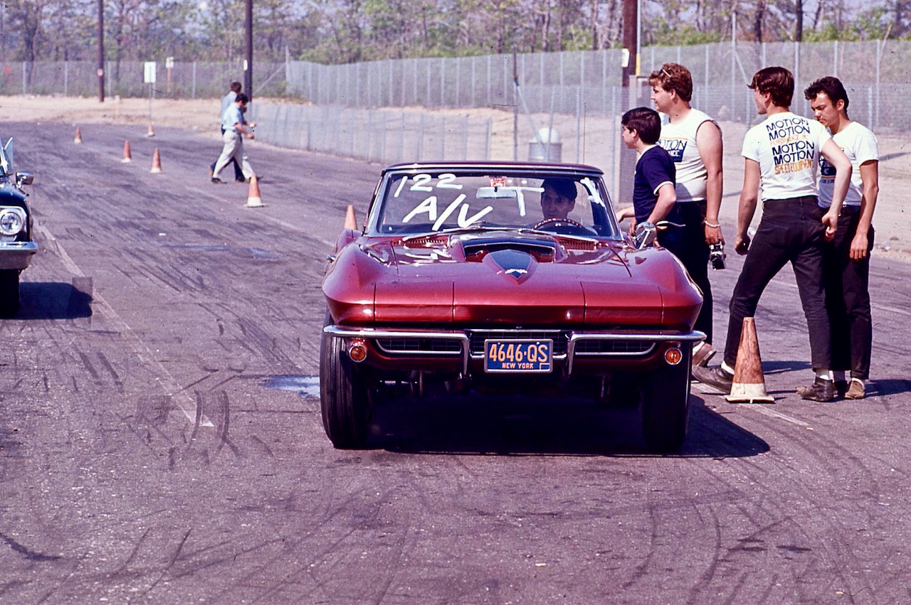 JR-driving-KO-MOTION-w-owner-crew-1967-NY-National-1 | ClassicCars.com ...