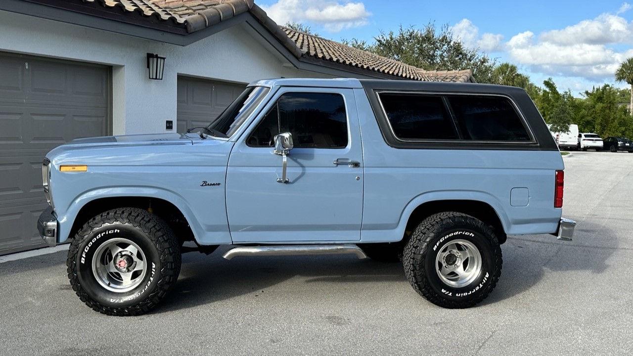Ford Bronco 1980 Convertible