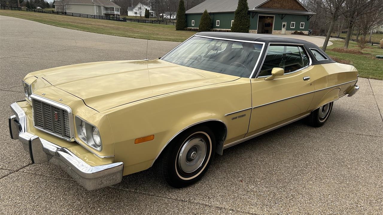 1974 Torino Ford Gran Torino 1974 In Wolcott, Waterbury, Bristol,